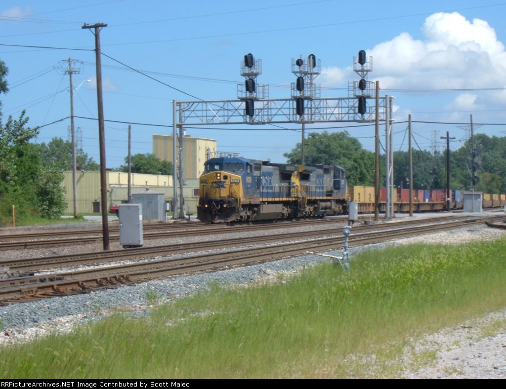 CSX 9039 & 7902